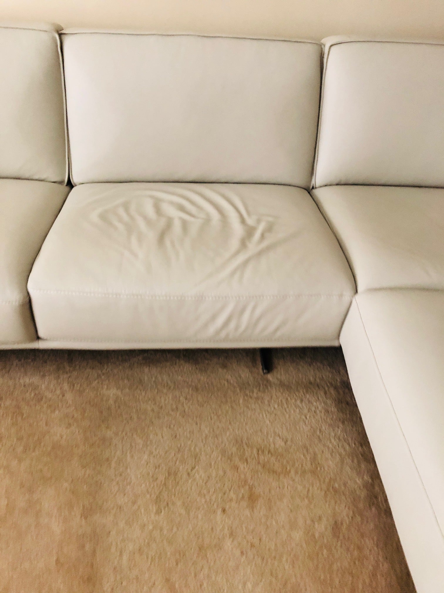 Comfort Wrinkles and Puddling of Leather – Leather Expressions Furniture